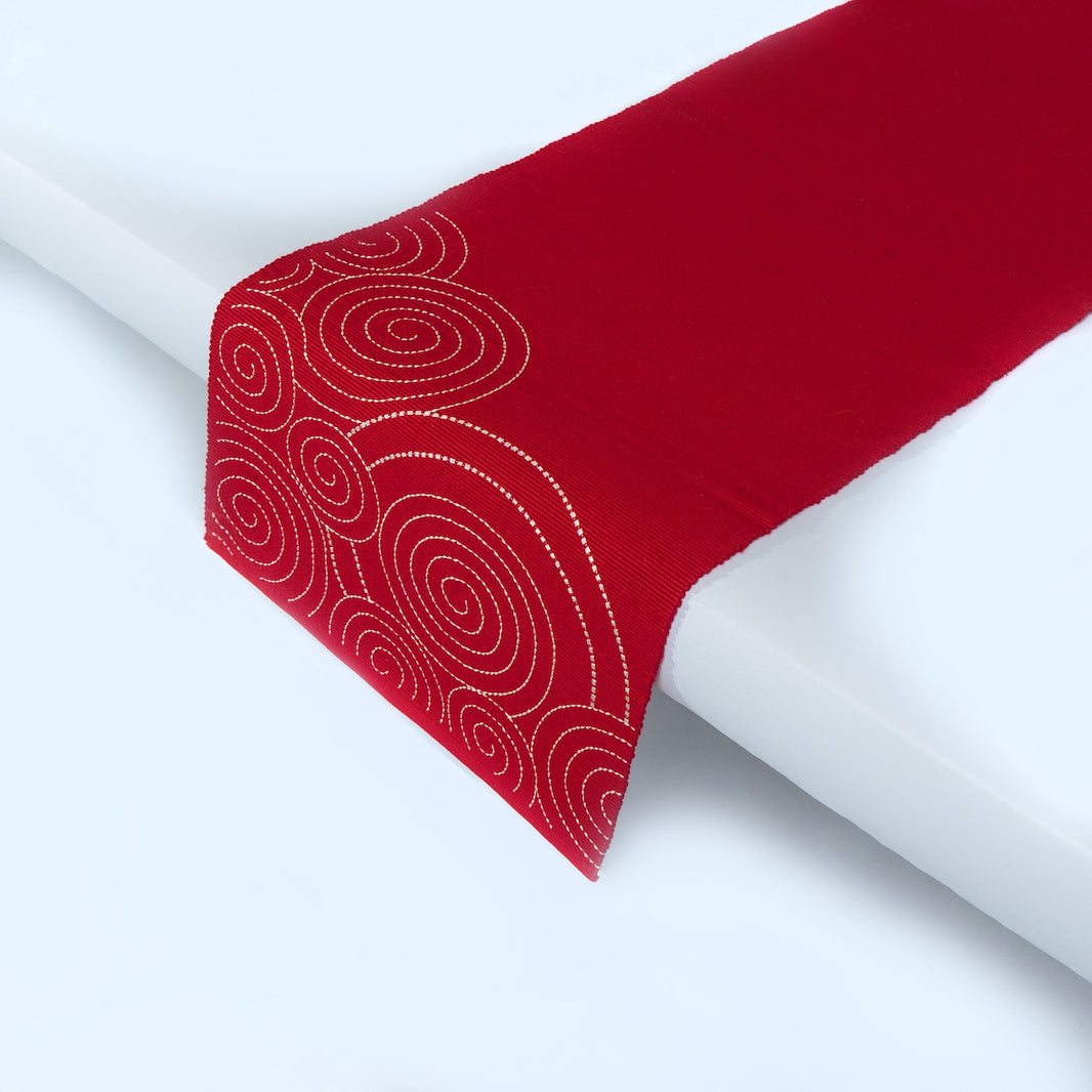Elegant Table Runners in Pakistan | Handcrafted at Galleria Gultex