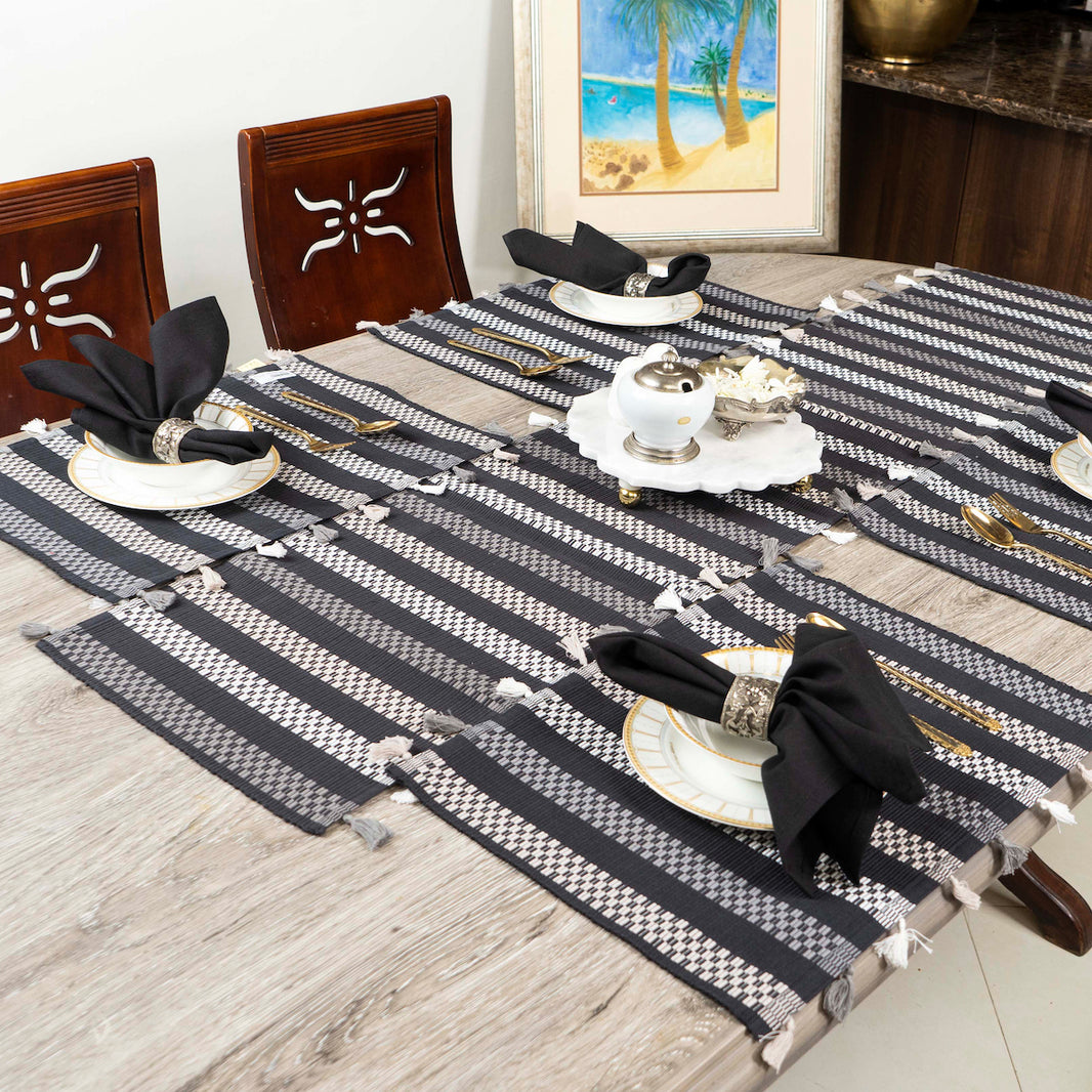 Elegant Table Runners in Pakistan | Handcrafted at Galleria Gultex
